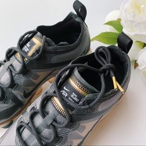 Nike | Shoes | Nike Air Vapormax Metallic Gold Nwt | Poshmark